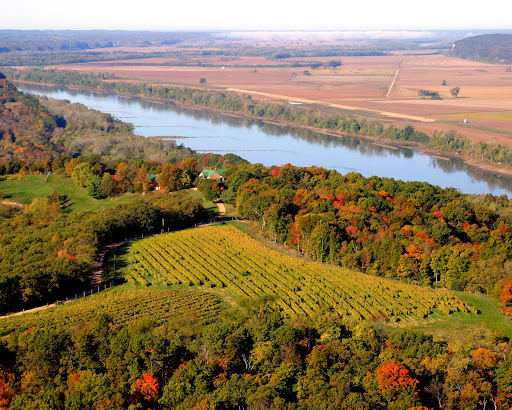The Hermann Wine Trail in Missouri | VisitMO.com The Hermann Wine Trail in Missouri | VisitMO.com