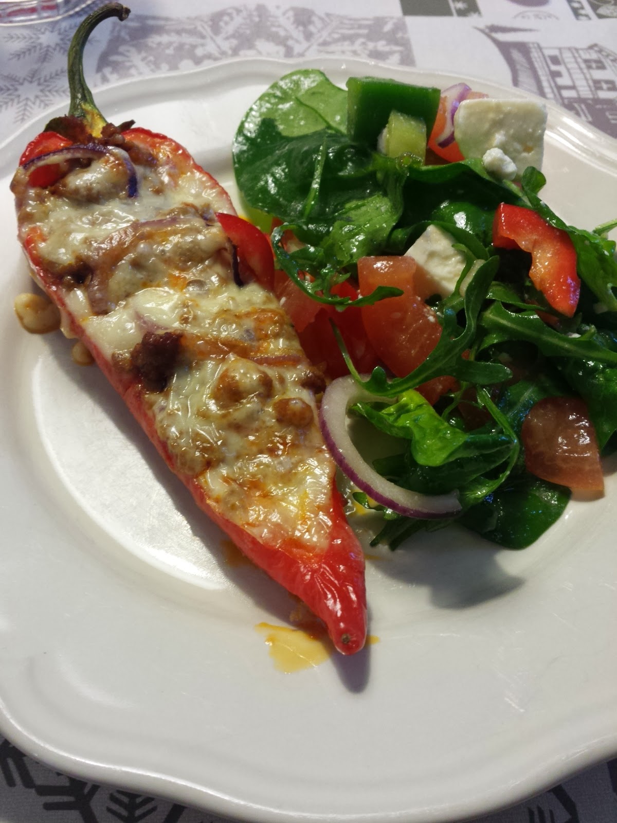 Loviicas LCHFmat: Fylld spetspaprika