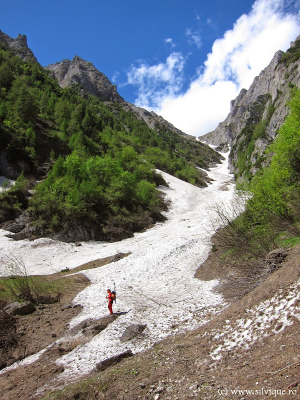 2013.05.25 - Bucegi - Schi pe Valea Alba - Blogul lui SilviqueBlogul ...