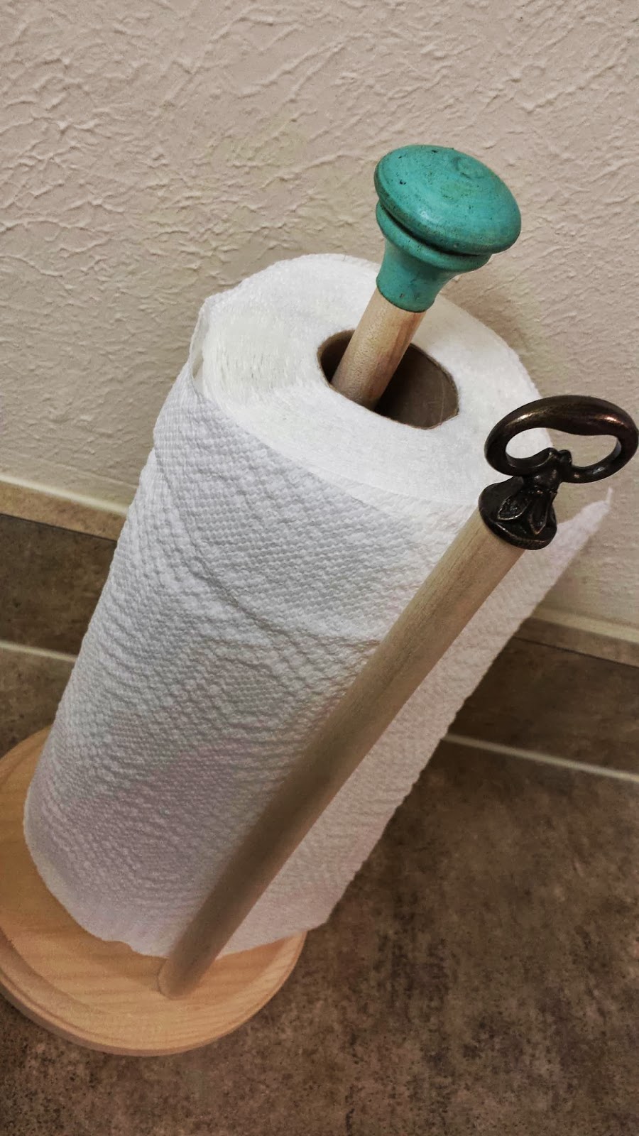 Beyond The Cookie Cutter DIY Paper Towel Holder Beyond The Cookie Cutter DIY Paper Towel Holder