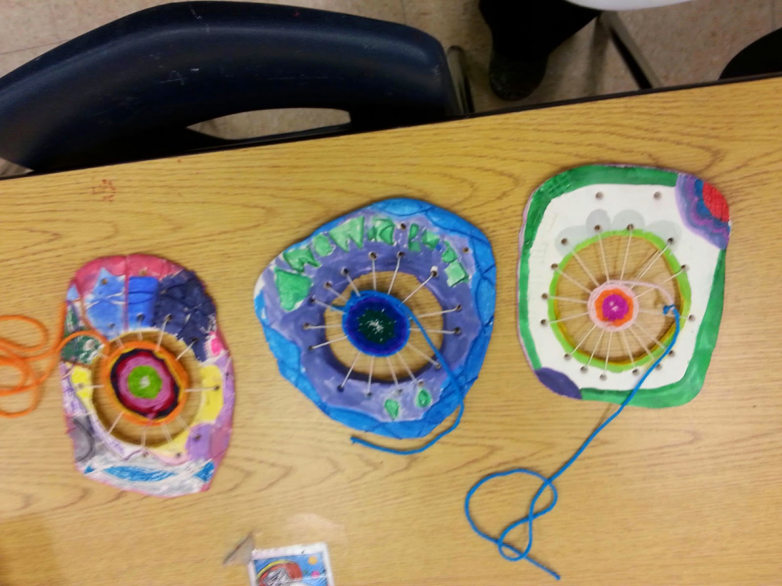 Hiawatha Art Studio: 4th grade clay loom weavings