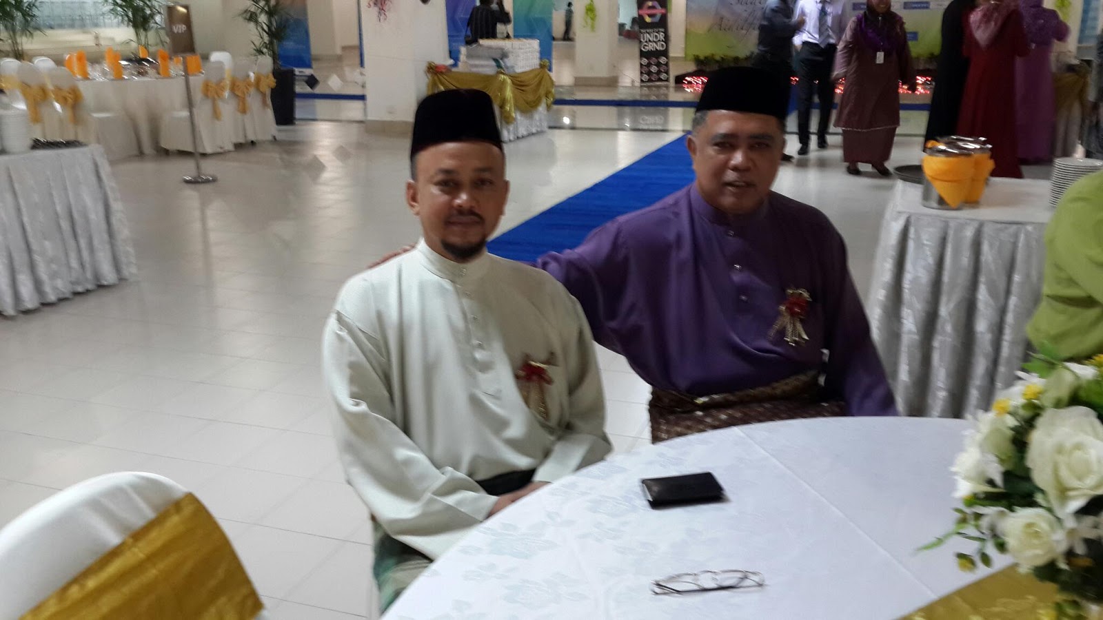 My Journey: Jamuan hari raya 2013