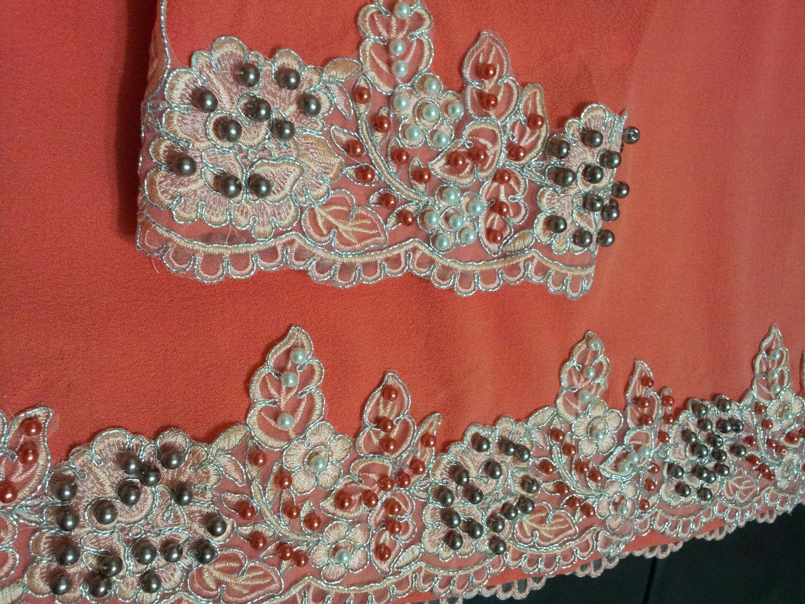 Mama Aimi Najla Arissa: Jahit manik