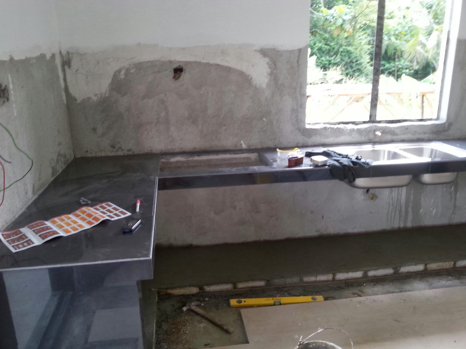 Meja dapur (table top)