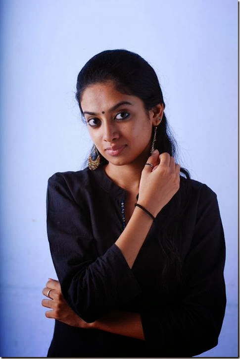 Gauthami Nair Exclusive Pics ~ Stills Bay - Movie Actor Actress Stills Bay