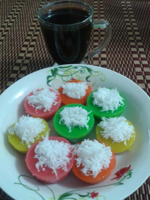 Yummy Taste: Kuih Lompang ooo Kuih Lompang