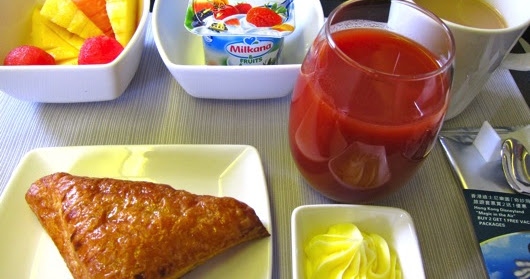 jin loves to eat: Cathay Pacific Inflight Meals MNL-NRT-MNL