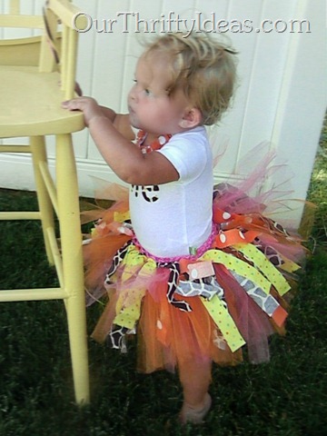 {Tutorial} Fabric and Tulle Tutu - Our Thrifty Ideas