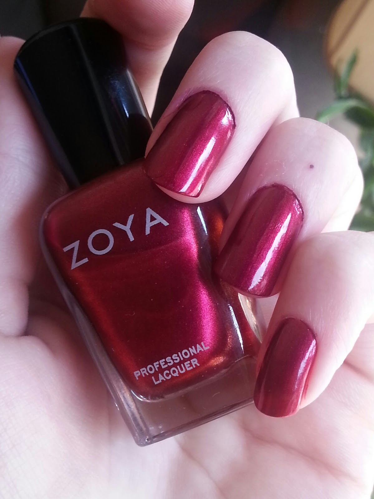 Shadow and Shimmer: Zoya's Isla Swatch and Review