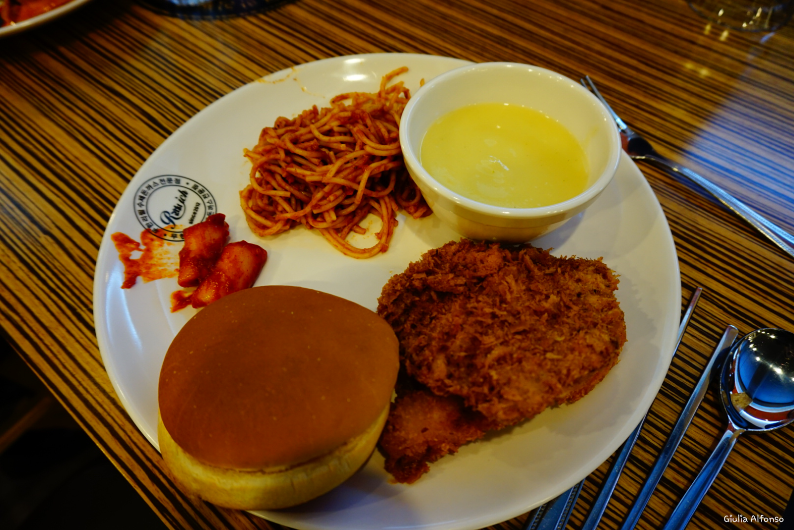 Seoul by Giulia: Buffet Tonkatsu 돈까스 (buffet di cotolette fritte ...