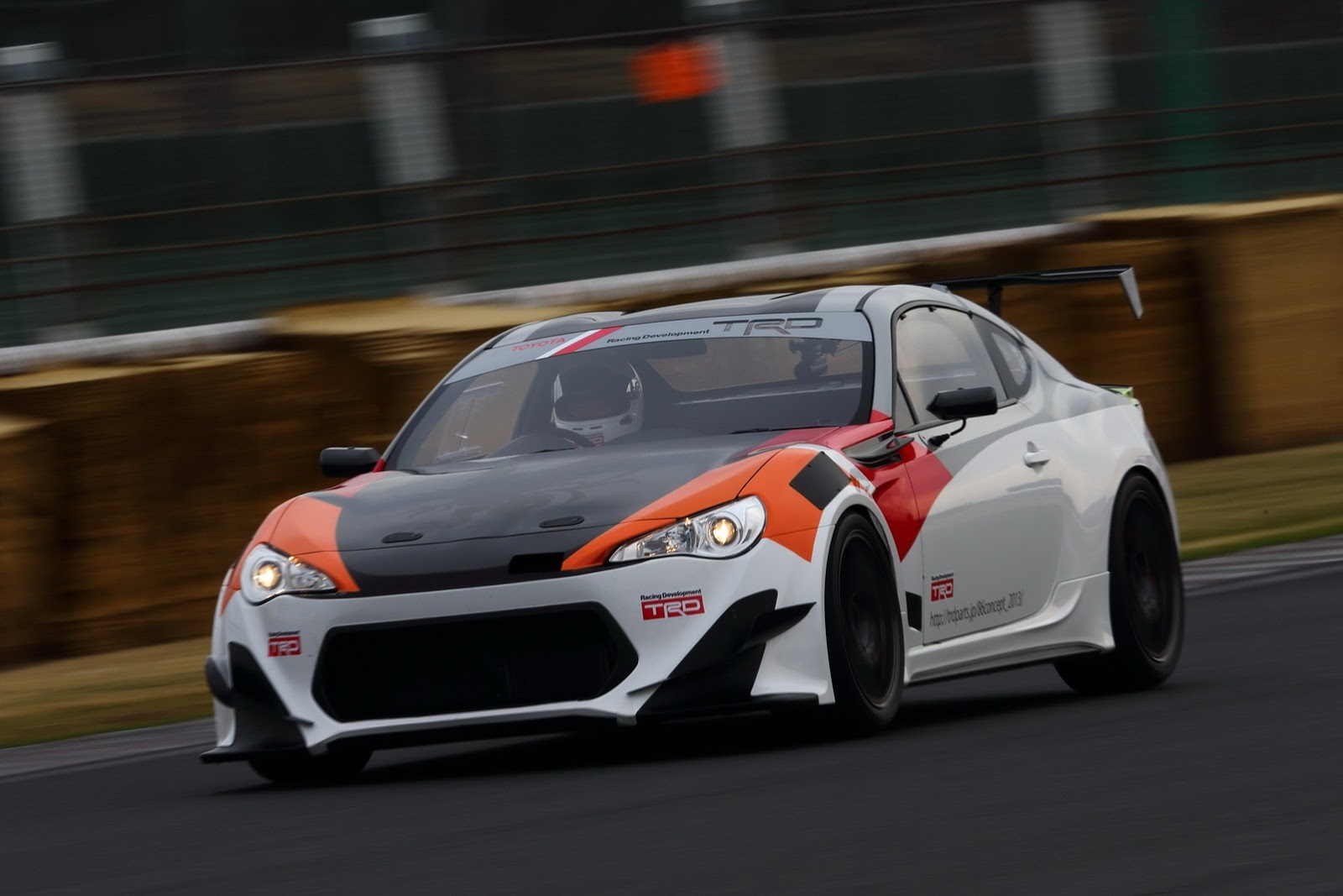 Super-Lightweight Toyota 86 TRD Griffon Concept Flies to Goodwood ...