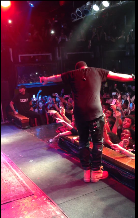 Male Celebrity Saggers (welcome to my eyes): Drake