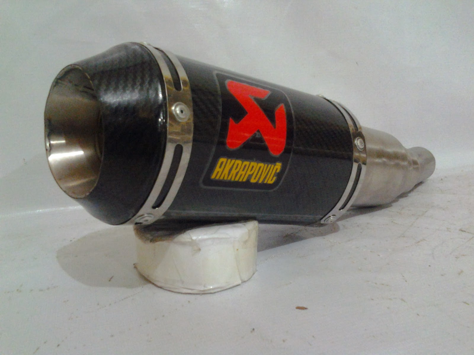 BINTANG BARU MUFFLER: Akrapovic GP Full Carbon