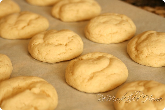 ReMarkable Home: PUFFY SUGAR COOKIES {Recipe}