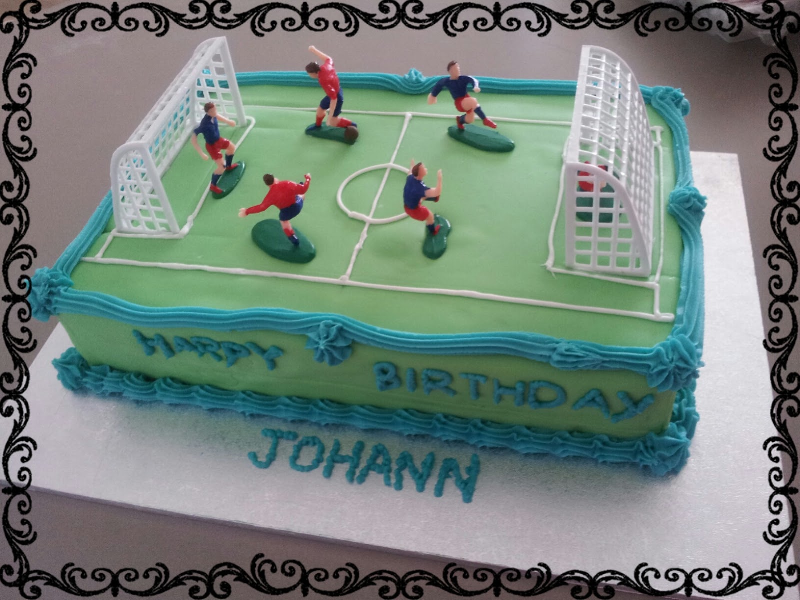 Lucy's Delicious Cakes: Soccer Field Birthday Cake