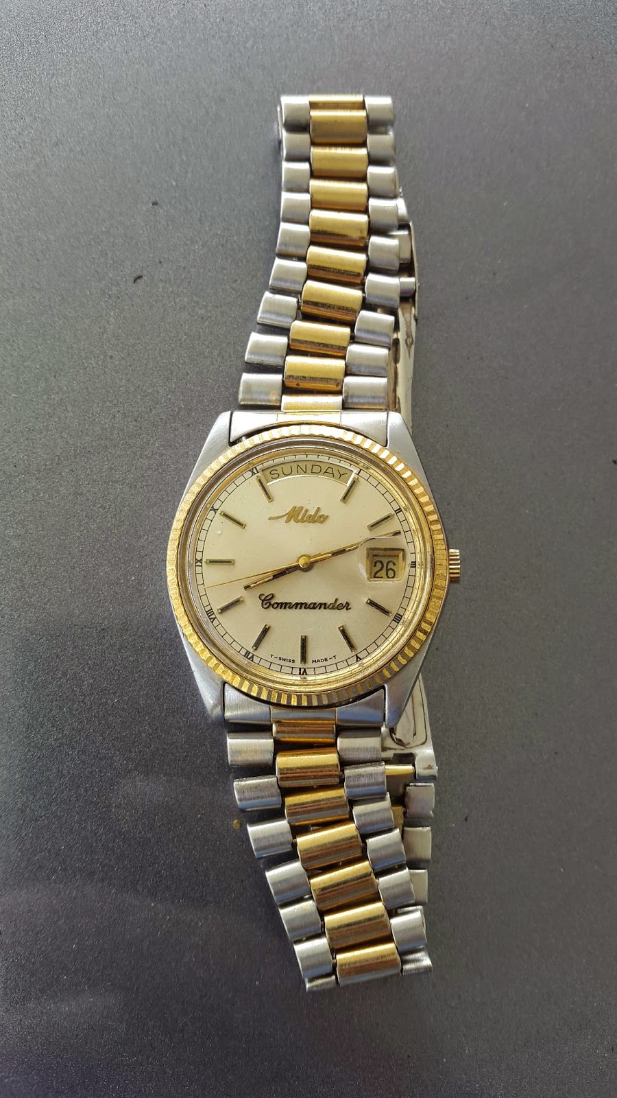 O SOLE MIO Watch: Mido Commander President Automatic Hibeat (SOLD)