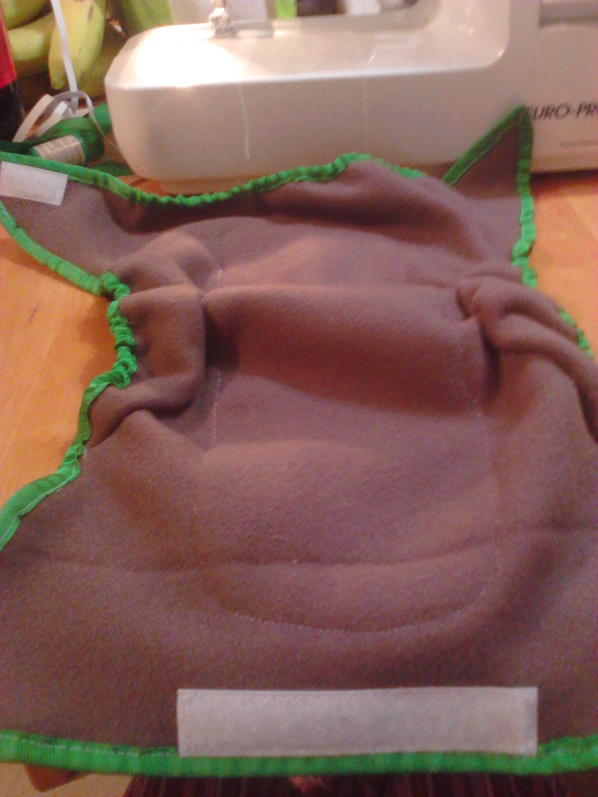 Mama Moss Diapers: DOUBLE GUSSET DIAPER WRAP TUTORIAL - in wool