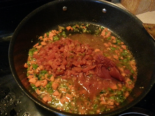 What's Cooking?: Seffa Medfouna and Kefta