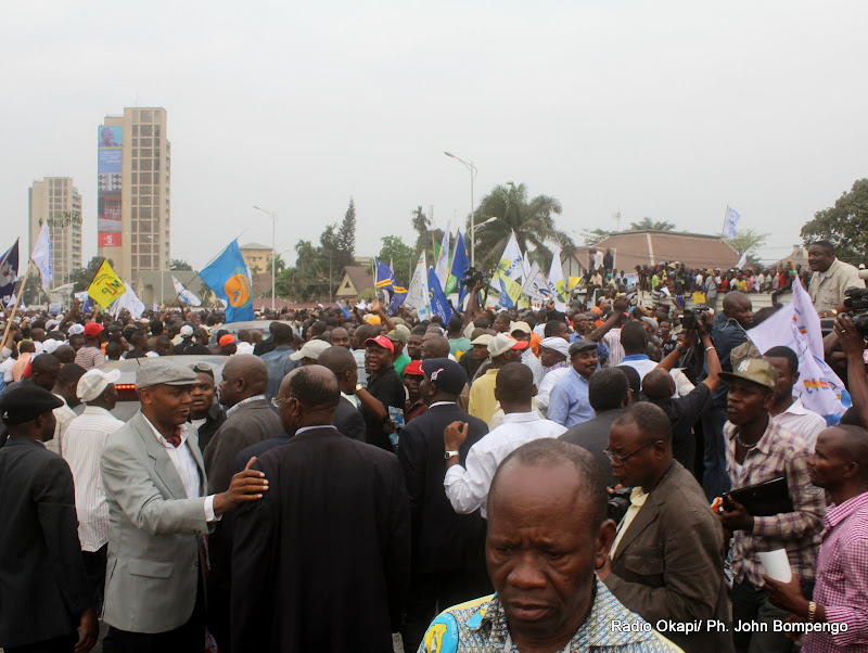 RDC: présidentielle 2011, Etienne Tshisekedi dépose sa candidature ... RDC: présidentielle 2011, Etienne Tshisekedi dépose sa candidature ...