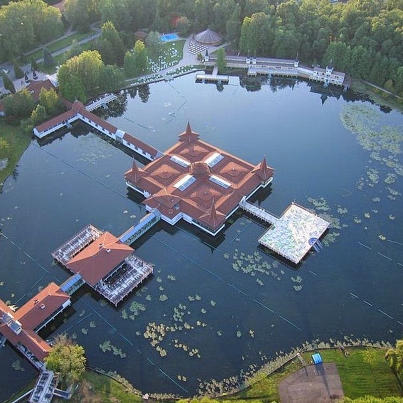 Lake Heviz: Europe's Largest Thermal Lake | Amusing Planet