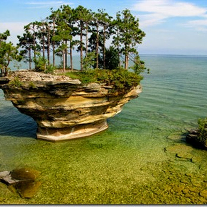 Pulau Karang Terindah - Herlan Brot