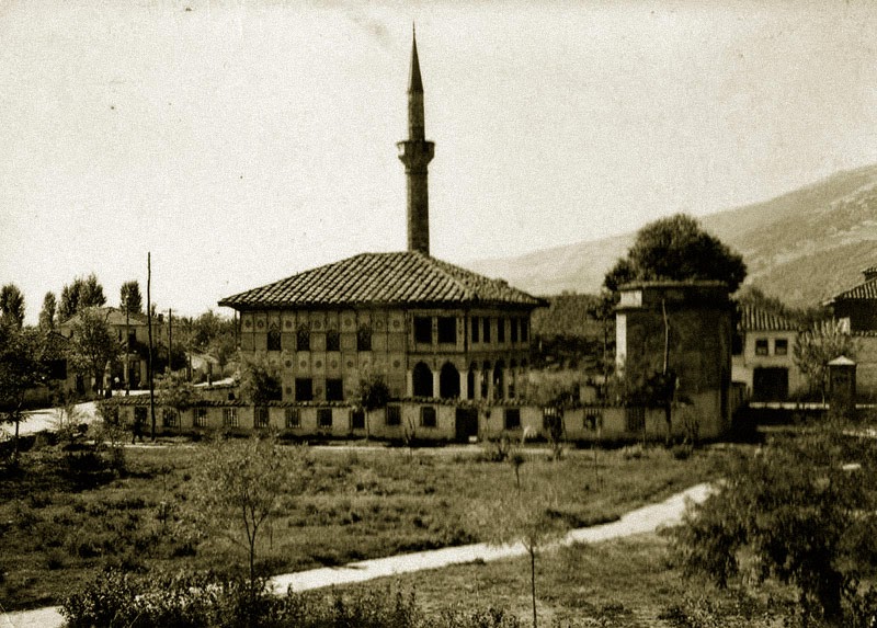 Foto te vjetra të Tetovës | Tetovo Retro | SkyscraperCity Forum