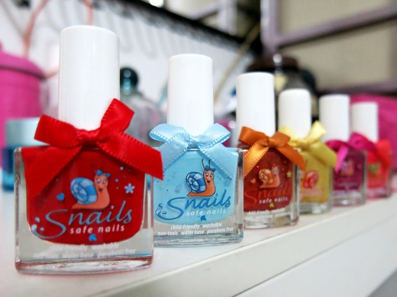 The J Babies: Snails: Non-Toxic Nail Polish For The Little Ones (Giveaway)