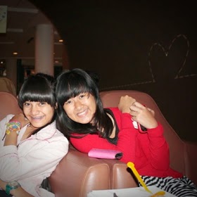 DeaLova Official: Foto Mutiara Dea Wardany