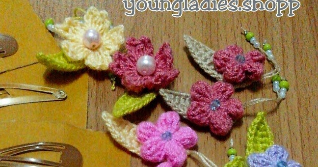youngladieshome: Lovely Flower Crochet Hair clips
