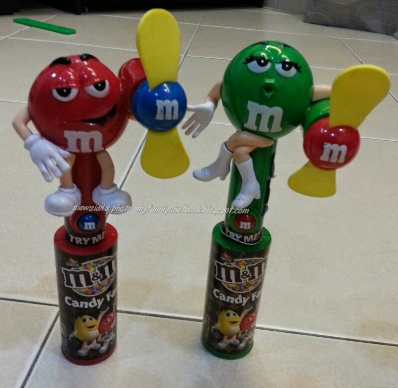 My family's net book: M&M Character candy fan toys