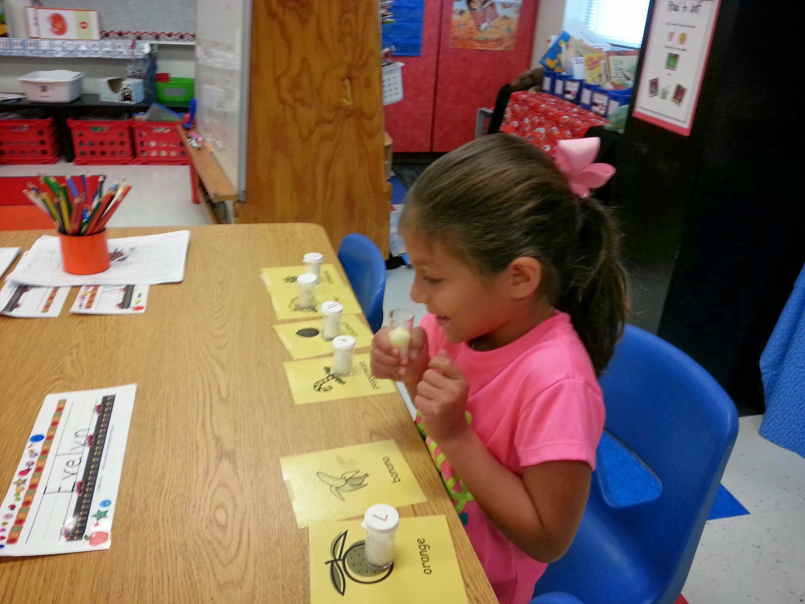 Mrs. Williams Kindergarten Classroom: 5 Senses Stations