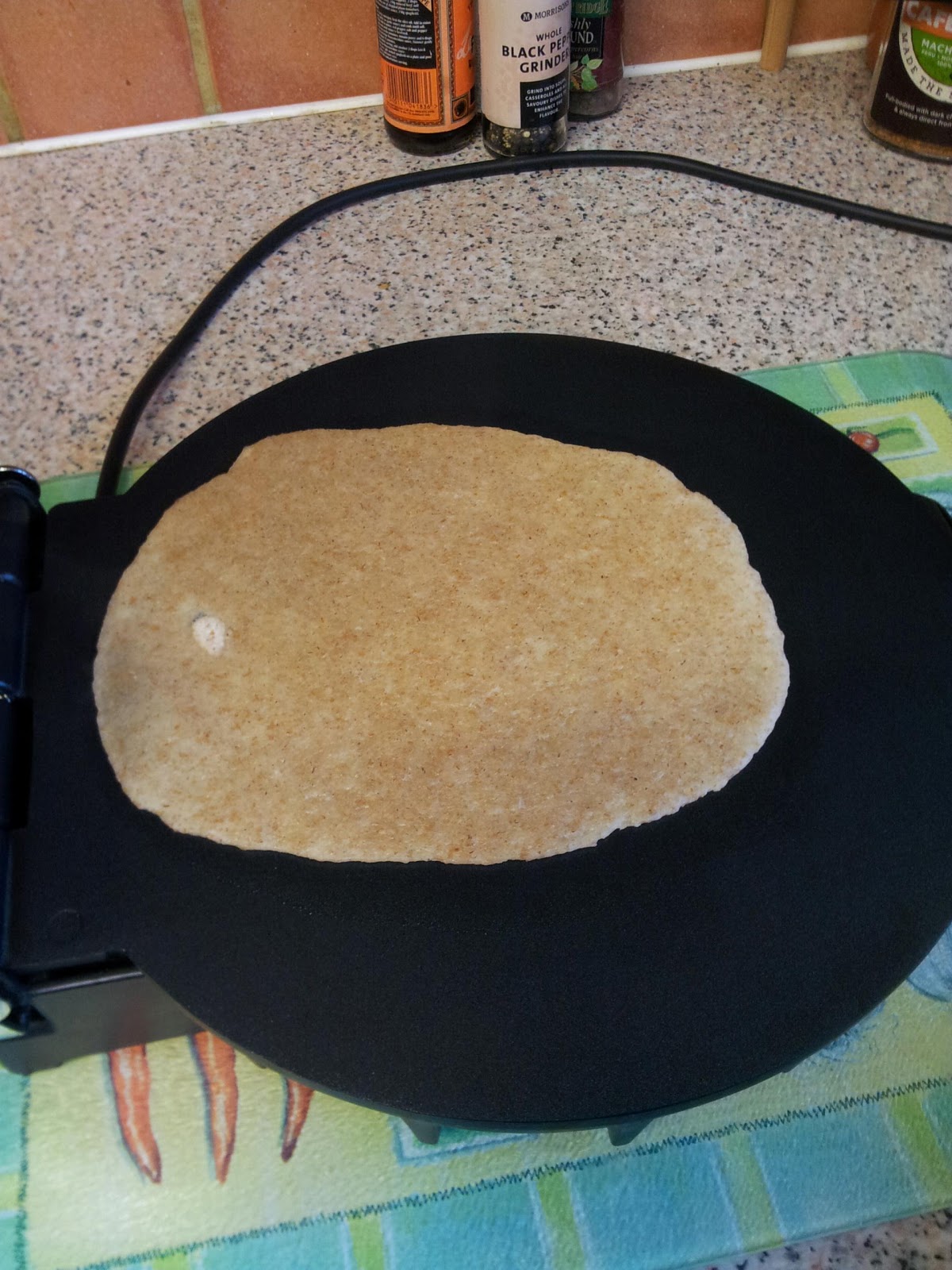 Experiments in Food: Flour Tortillas in the Flatbread Maker