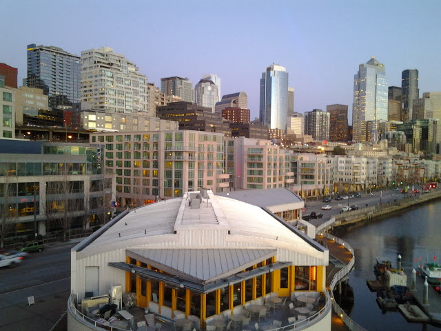 Dowtown Seattle skyline | Seasonal Impressions