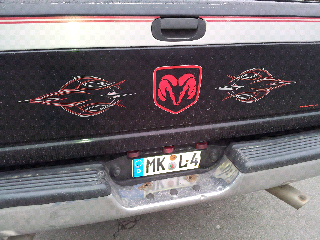 Finest Handmade Pinstriping: Pinstriping Dodge Ram Heckklappe + Dodge Logo