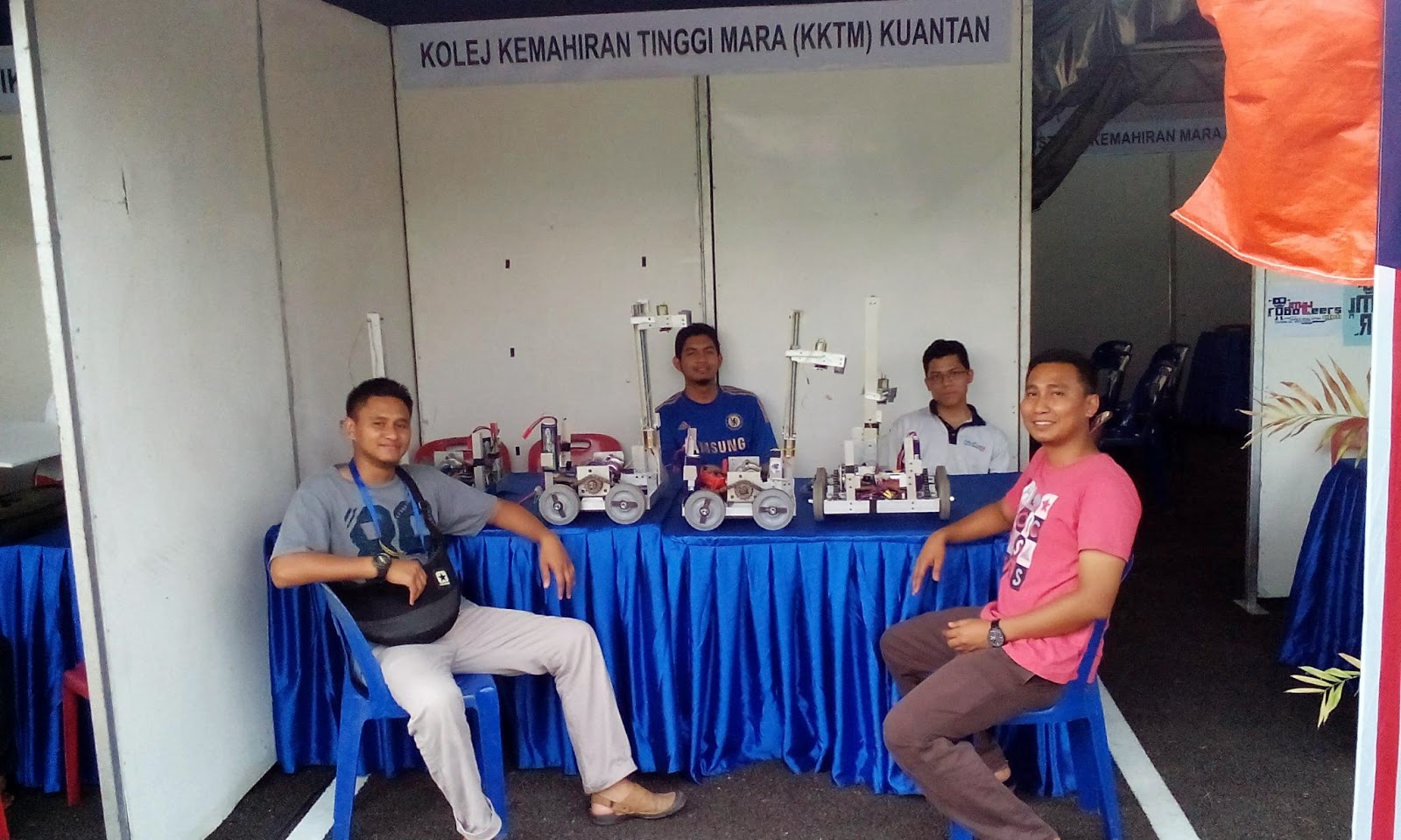 Robotics KKTM Kuantan: Trial-run Robot MIRoC, 11 April 2014