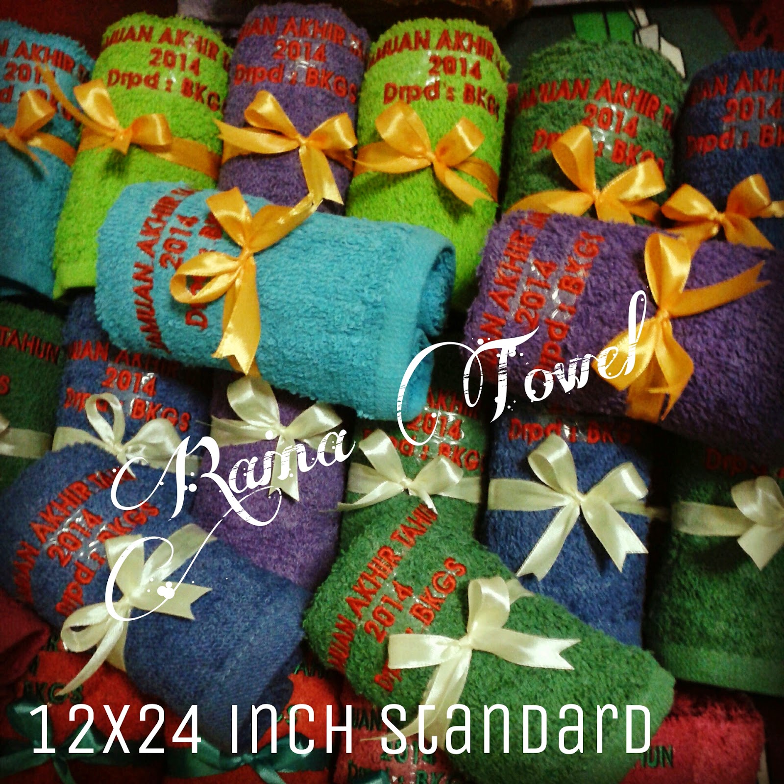 Doorgift tuala siap sulam dari ahli Puteri Umno Puncak Alam