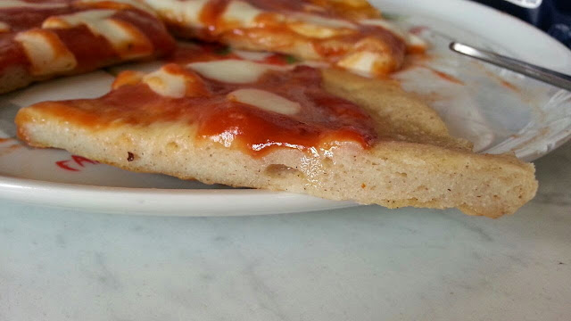 SineGlu: Pizza con farina di grano saraceno farina di riso e maizena