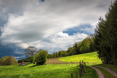 Beautiful Farm Under Cloudy - Most Beautiful Wallpaper HD