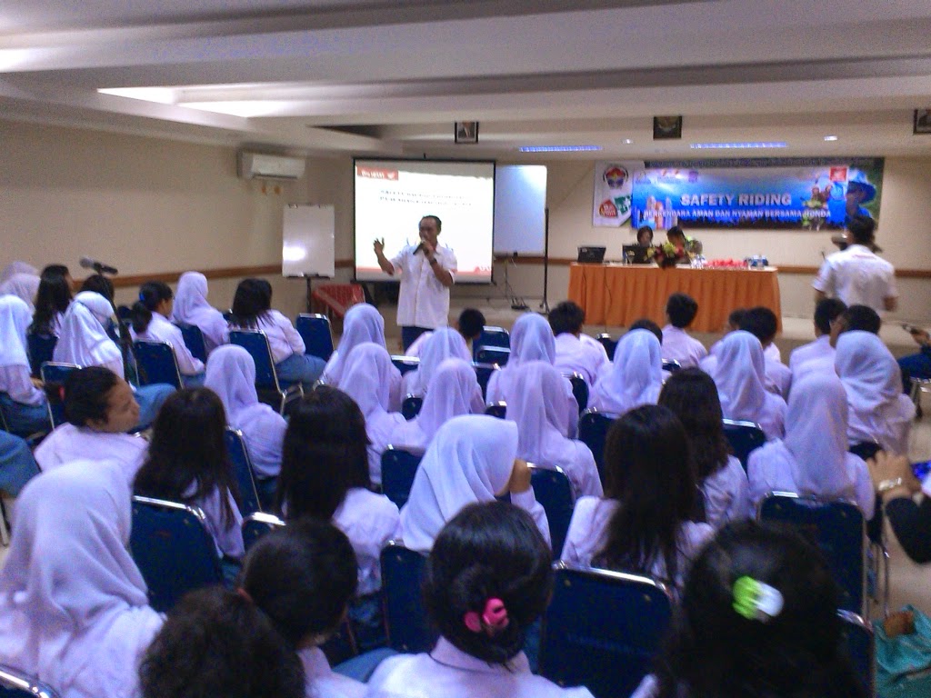 SRE SMAN 81 Jakarta Timur ~ Safety Riding WMS Foto Event