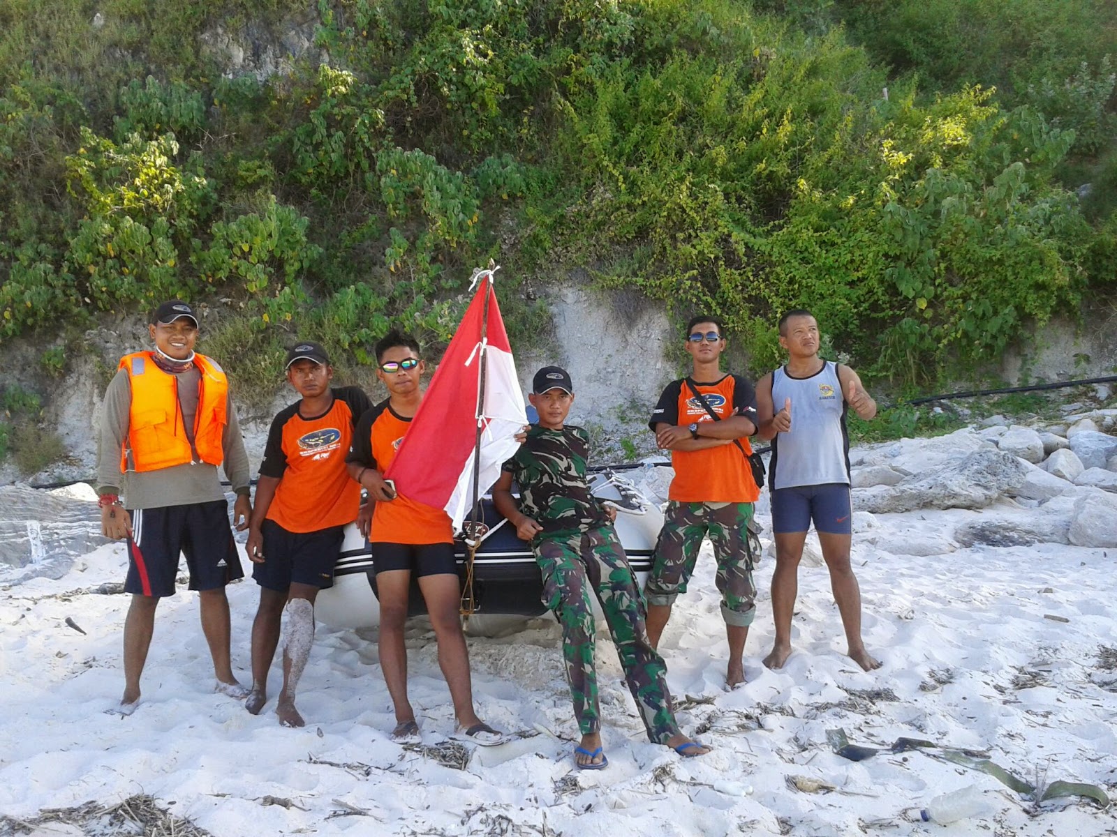 EKSPEDISI NKRI 2015: Tim Jelajah Pantai Subkorwil Belu melaksanakan ...