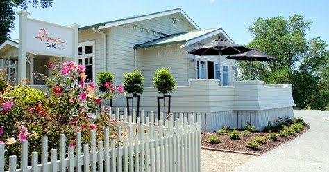 Baking Makes Things Better: Plume Cafe Matakana