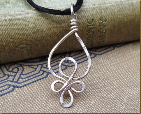 Wire Mom: New pendant versions of some of our designs