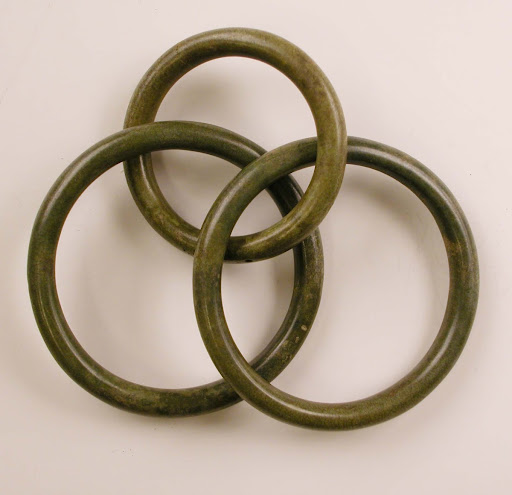 Three interlocked rings (sanlianhuan) — Google Arts & Culture