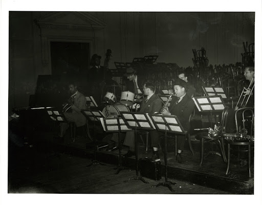 Benny Goodman, Lester Young, and others rehearsing at Carnegie Hall ...