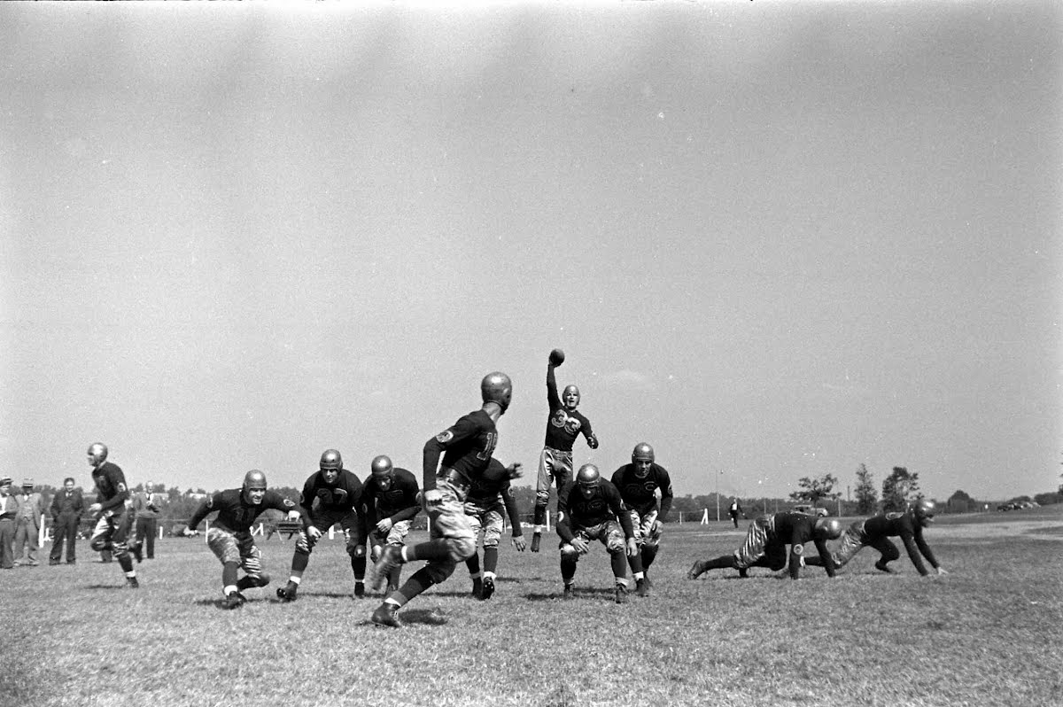 Passing To Cliff Battles #18 Or Other Players. Other Shots In Sweat ...