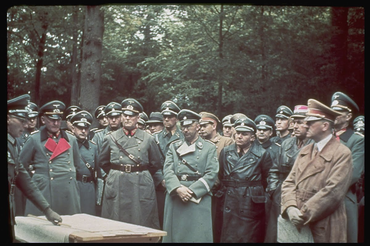 Hitler - Hugo Jaeger — Google Arts & Culture