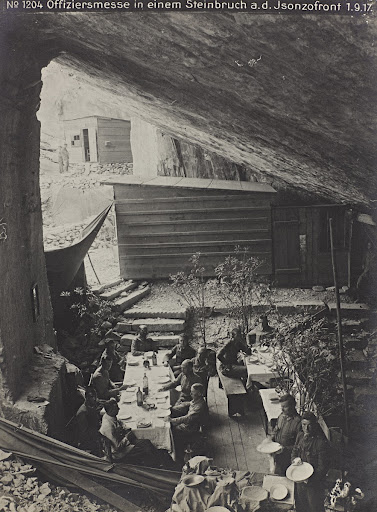 White Friday — Google Arts & Culture