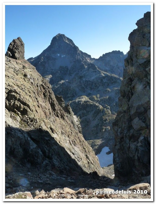 Un paseo por el Pirineo: Pico Arriel (2824 m) y Petit Arriel (2683 m)