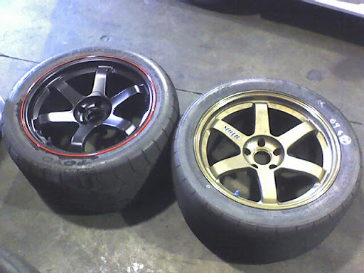 Pics of your 9.5" wide rims with 275-285 | GTR Forum