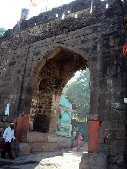 Trekking Experiences!: Malkapur fort